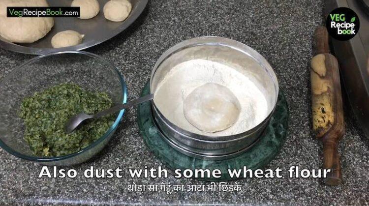 Bathua ka Paratha | Bathua Aloo stuffed Paratha Recipe - TGK