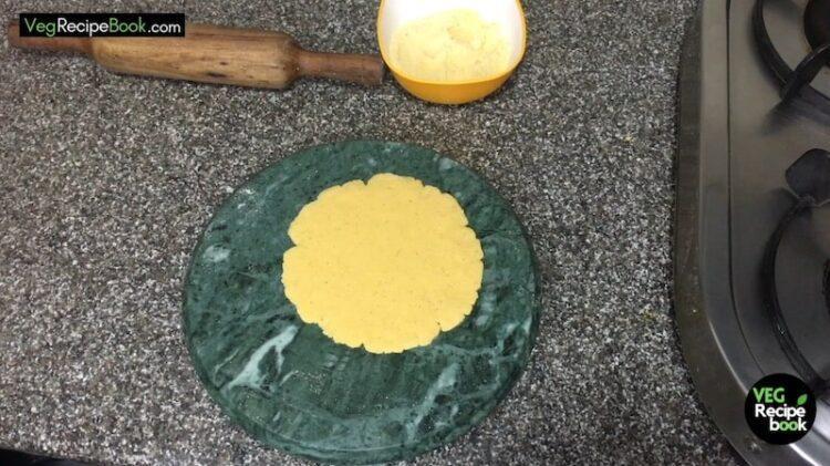 Makka ki Roti Recipe | How to make Makki Roti -The Garus Kitchen