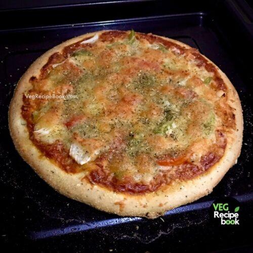 Dominos Veg Pizza Recipe | Vegetable Pizza - The Garus Kitchen