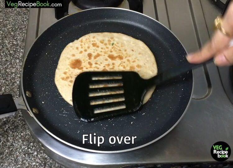 Gajar Paratha Recipe | Carrot Paratha Recipe - The Garus Kitchen