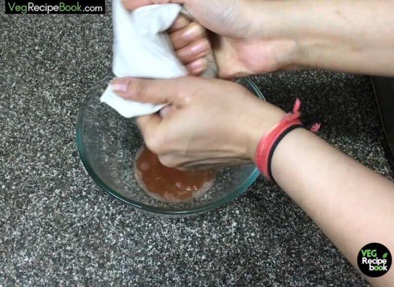 Gajar Paratha Recipe | Carrot Paratha Recipe - The Garus Kitchen