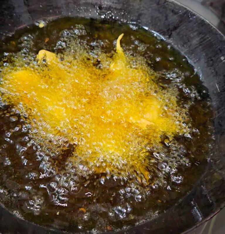 Easy Paneer Pakoda Recipe | How to Make Crispy Paneer Pakora - The ...