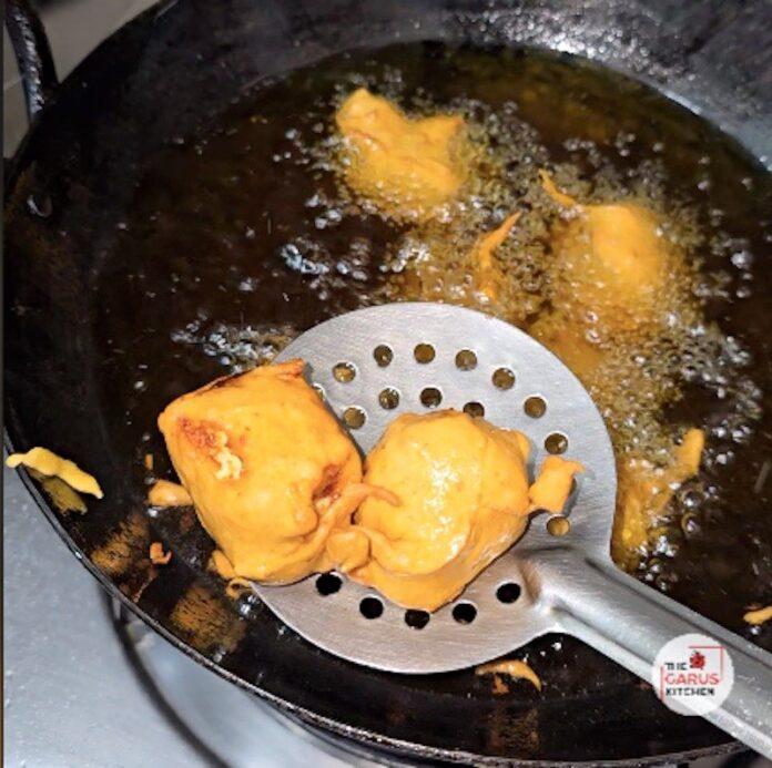 Easy Paneer Pakoda Recipe | How to Make Crispy Paneer Pakora - The ...