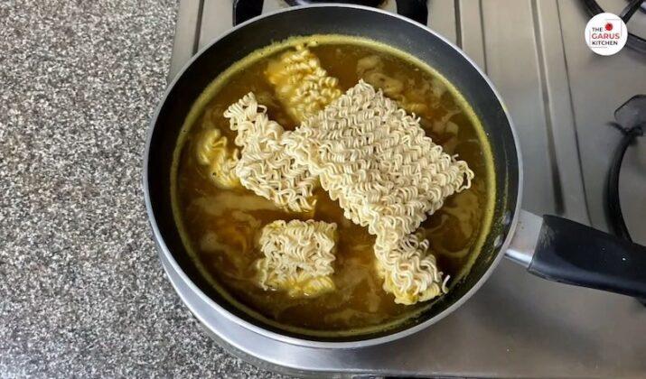 Plain Maggi Recipe | How to Make Perfect Dry Maggi - The Garus Kitchen